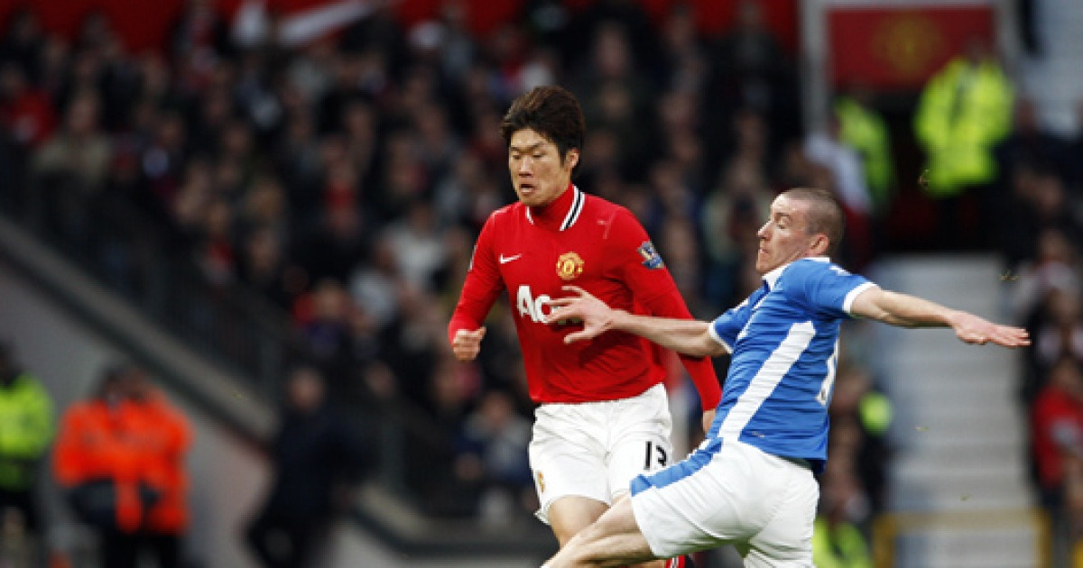 [EPL 18R] '박지성 1골 1도움' 맨유, 위건에 5-0 대승