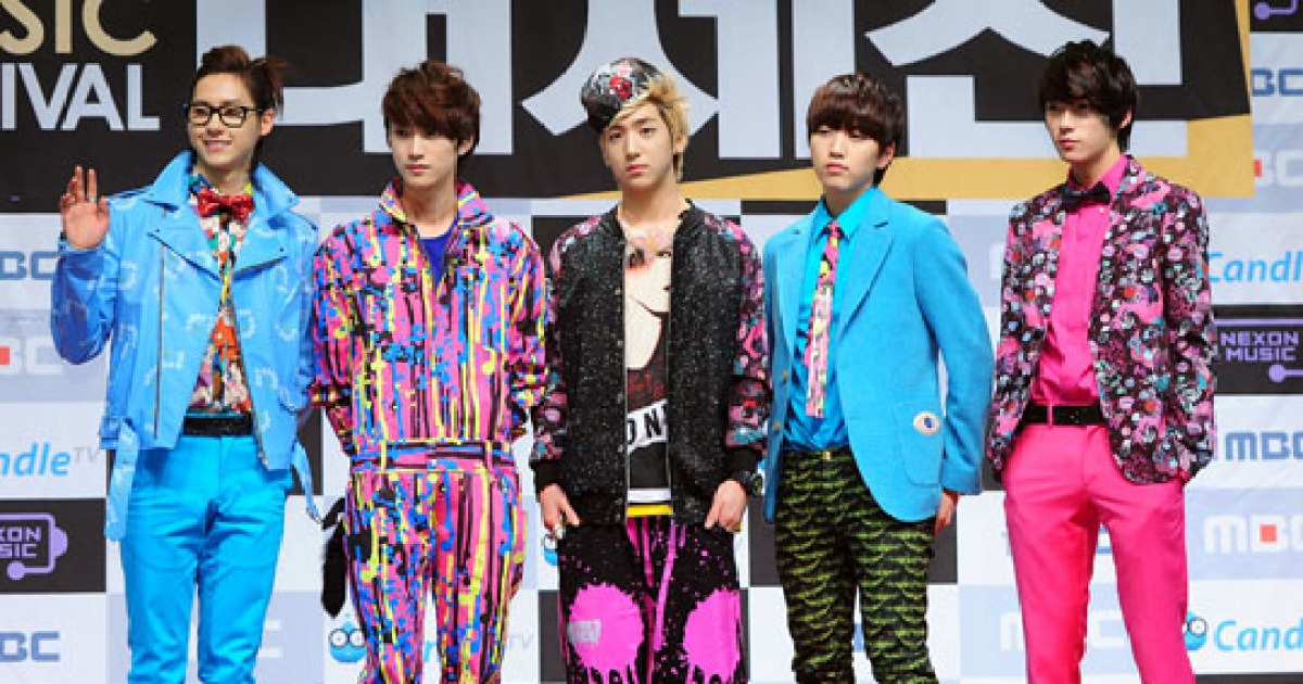 [TD포토] 'MBC 가요대제전' B1A4, '이런 자리 어색해요~'