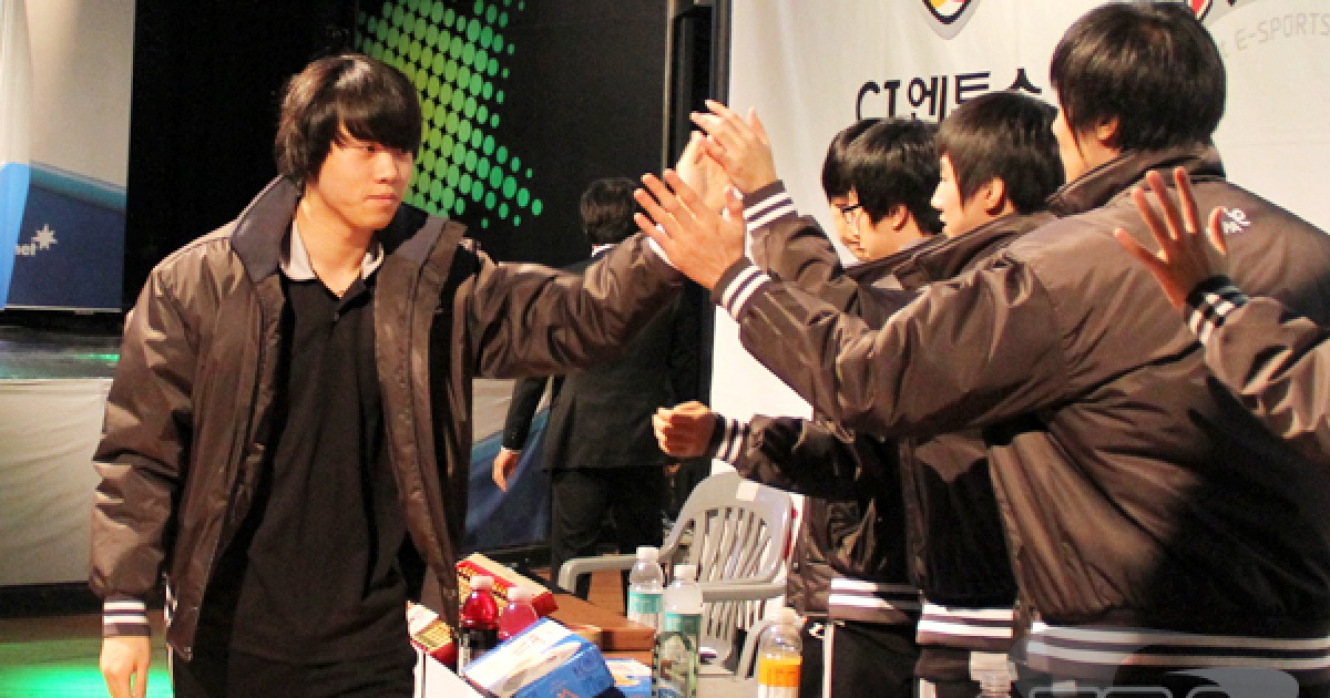 STX vs 제8게임단, SK플래닛 스타크래프트 프로리그 시즌1 1R