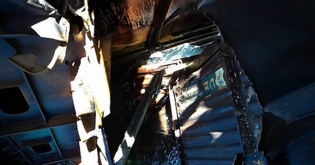 NEW ZEALAND RENA CARGO SHIP RECOVERY