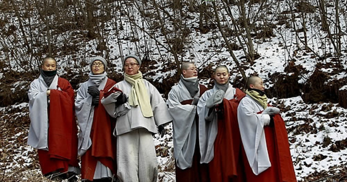 SOUTH KOREA FEATURE PACKAGE CREMATION RITE