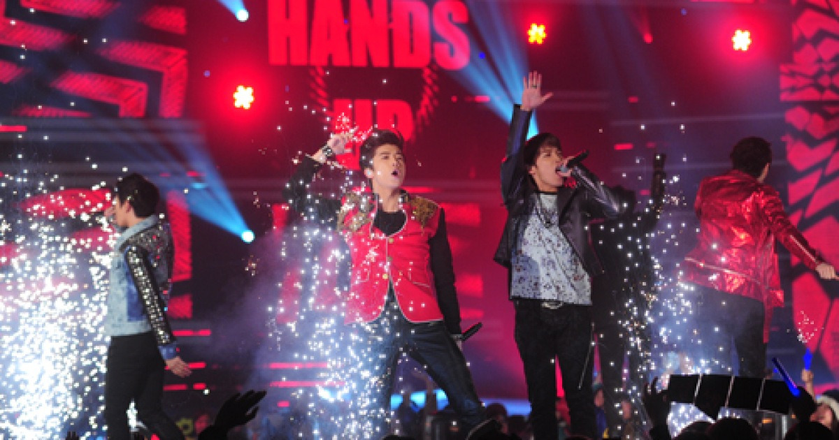 [MBC 뮤직 페스티벌] 짐승돌 2PM, '다같이 소리 질러!'