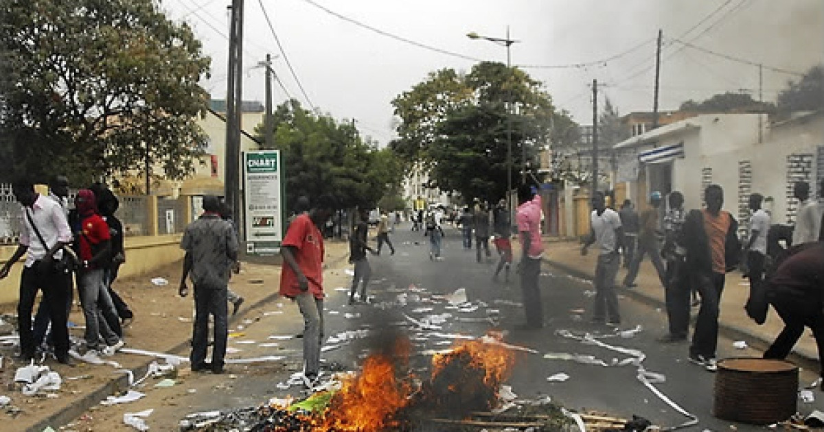 SENEGAL ANTI WADE RIOTS