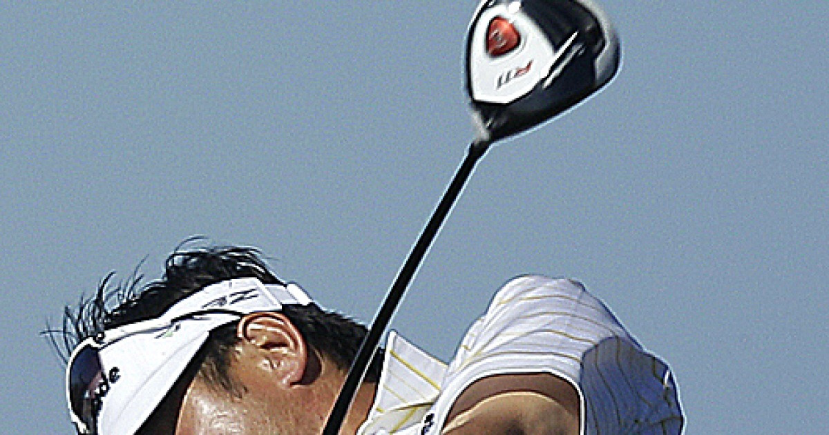 [PGA]위창수, AT&T 2R 단독 선두