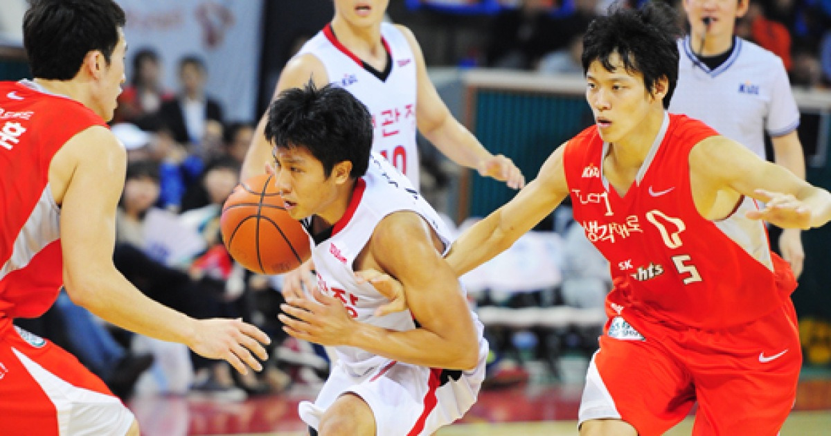 '김태술 15점' KGC, SK 꺾고 팀 자체 최다승 달성