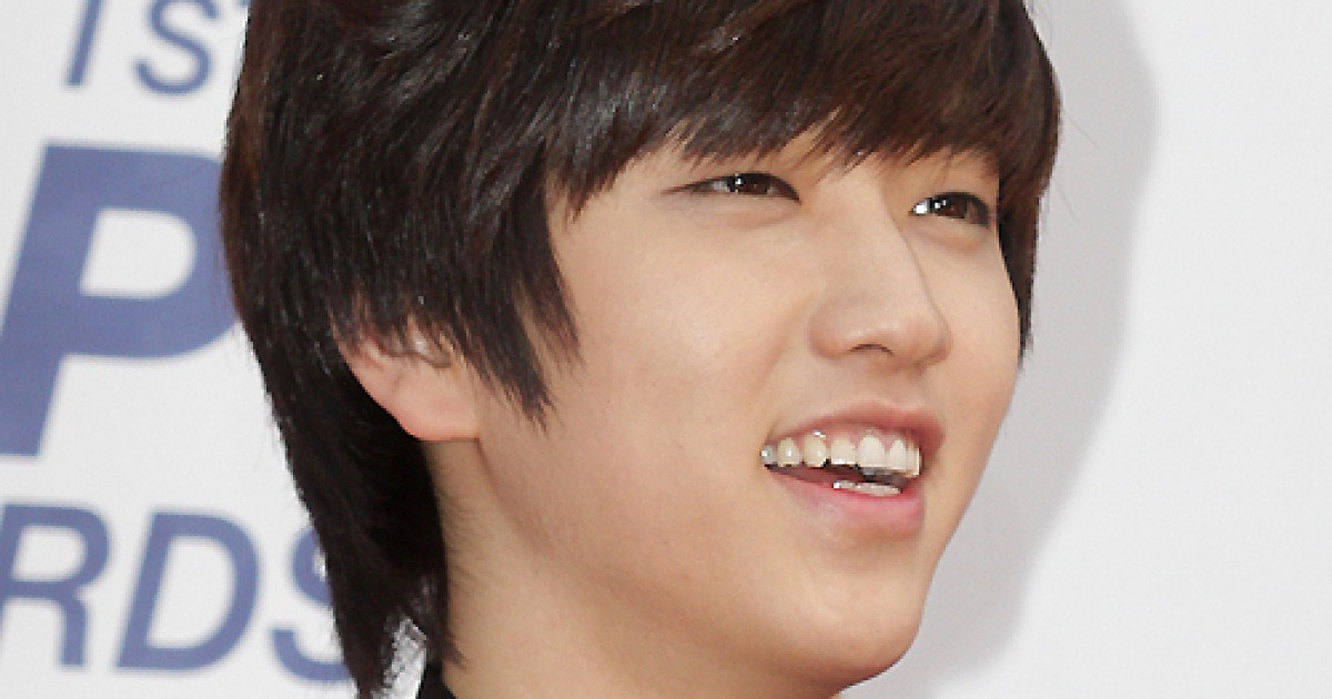 [포토엔]B1A4 산들 '소녀팬心 흔들어놓는 미소'