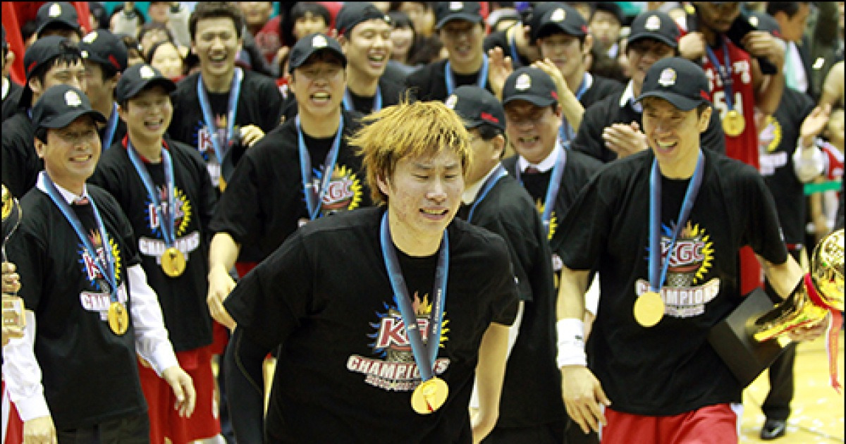 KGC, 17점차 뒤집기 드라마..창단 첫 우승