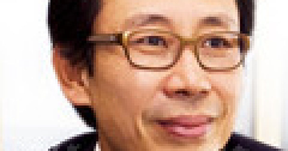 Kang takes office as chief of management institute