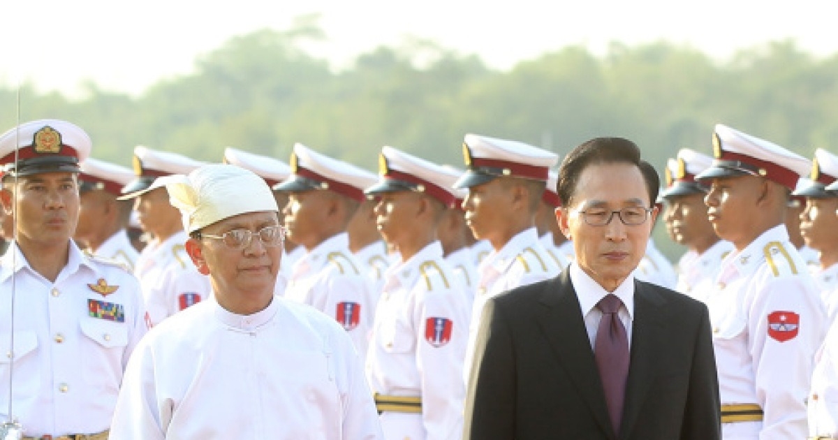 Lee makes historic trip to Myanmar