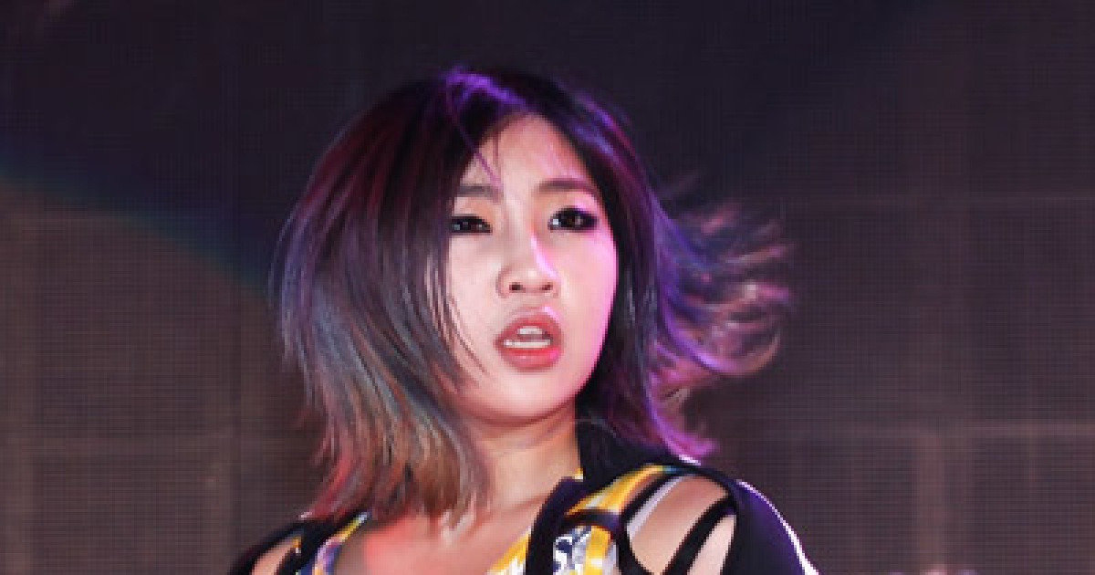 [bnt포토] 2NE1 공민지, 찰랑찰랑 머리 휘날리며~ 섹시댄스