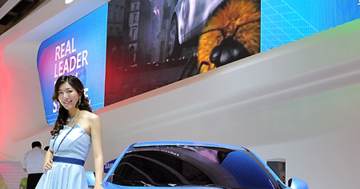 [MD포토] SM3 'ZE 모델 어때요'