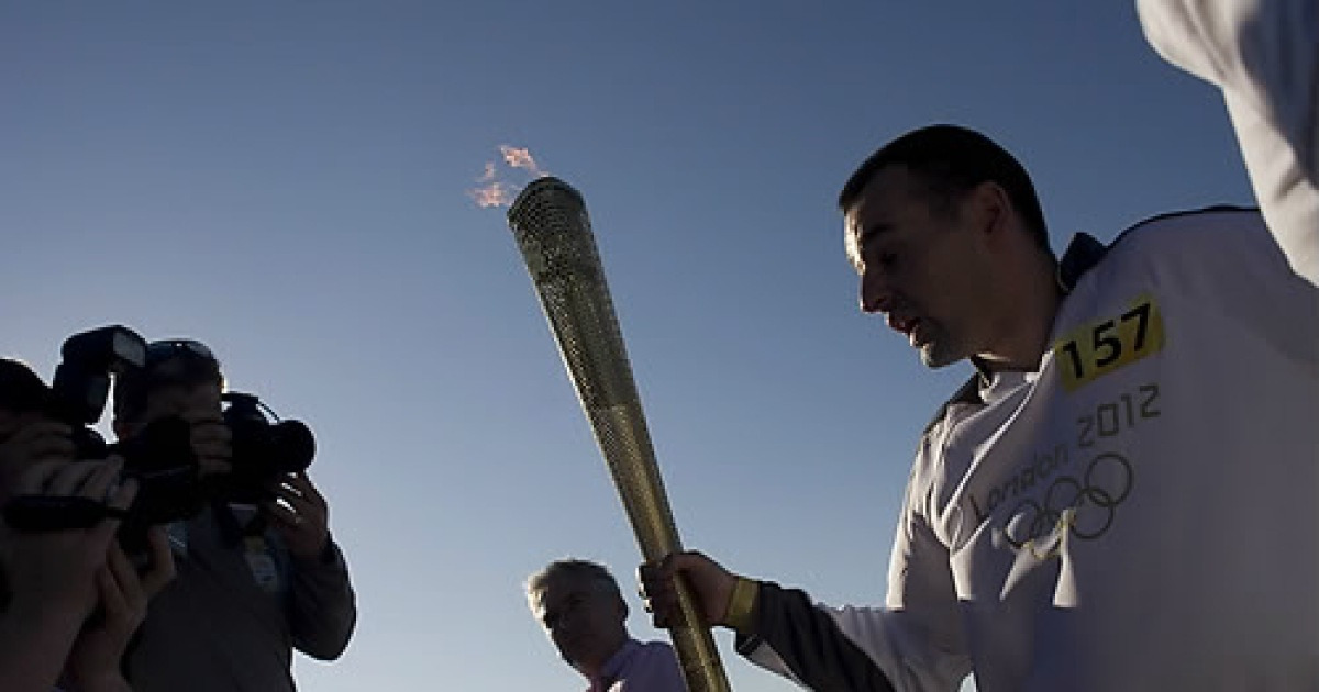 BRITAIN OLYMPIC TORCH RELAY LONDON 2012