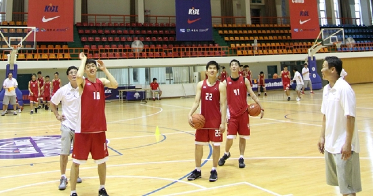 [BK포토] KBL-나이키 농구캠프 조성원, '어디로 던지는 거니?'