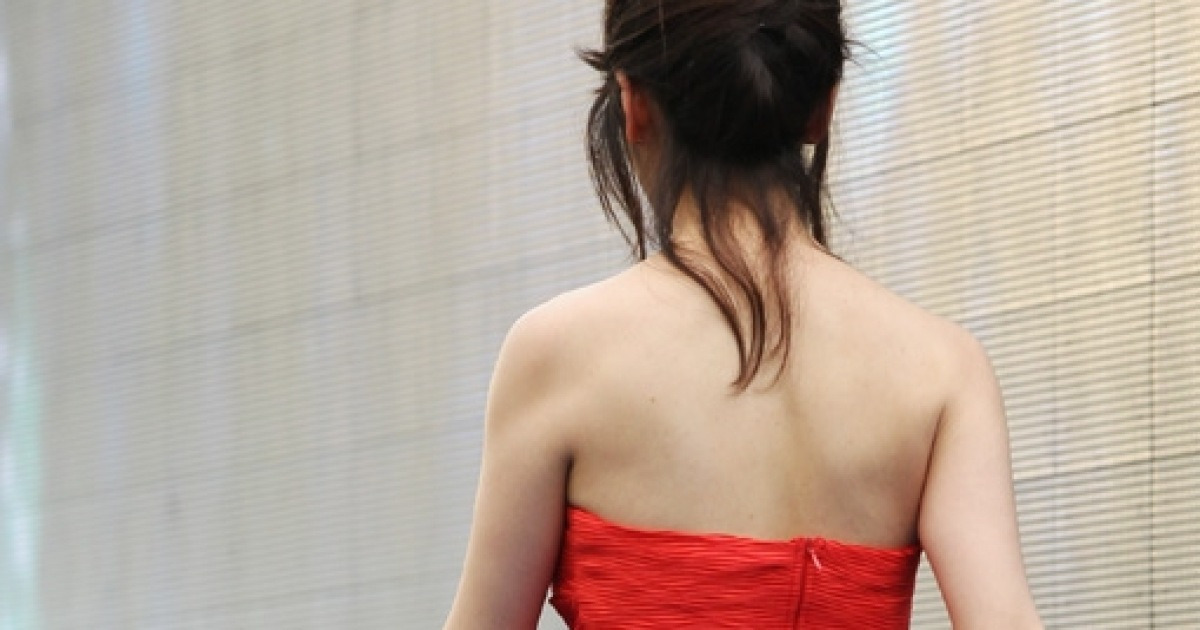 [SD포토] '20's Choice' 한지민, 아찔 뒤태 공개..男心 '후끈'