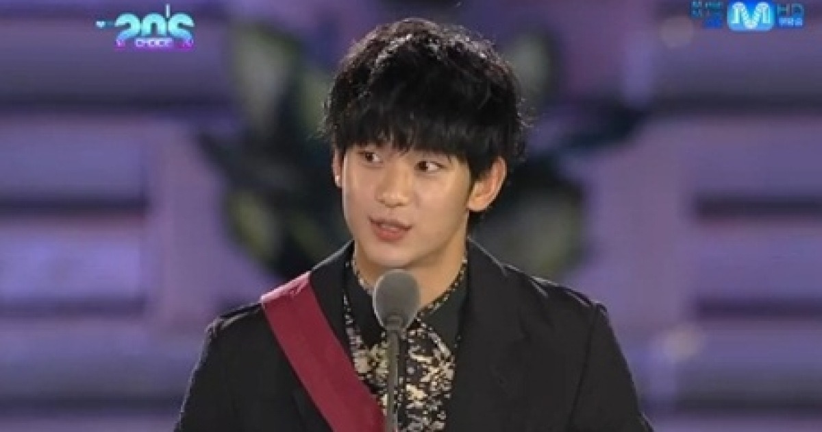 '20s choice' 드라마스타상 김수현 2관왕, "2012년 너무나 행복한 해"