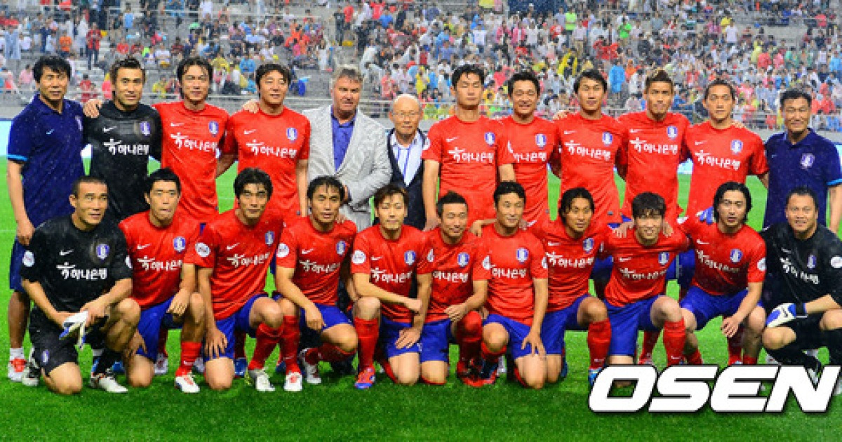 [사진]다시 뭉친 2002 월드컵의 주역들