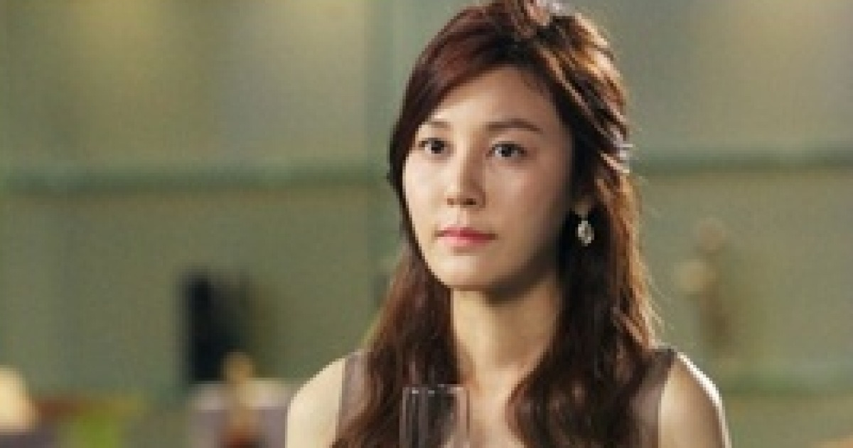 '신품' 김하늘, 티처룩 벗고 파티퀸 변신 '여신이네'