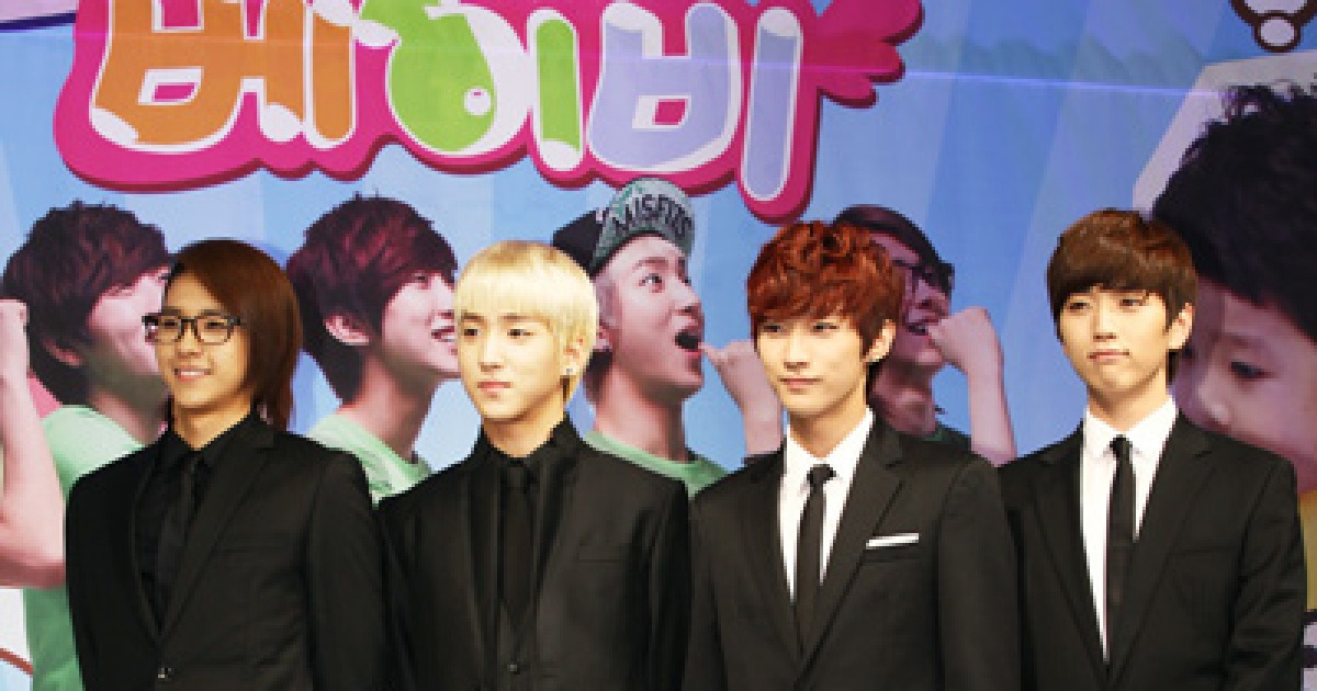 [bnt포토] B1A4 '훈남들의 포토타임'