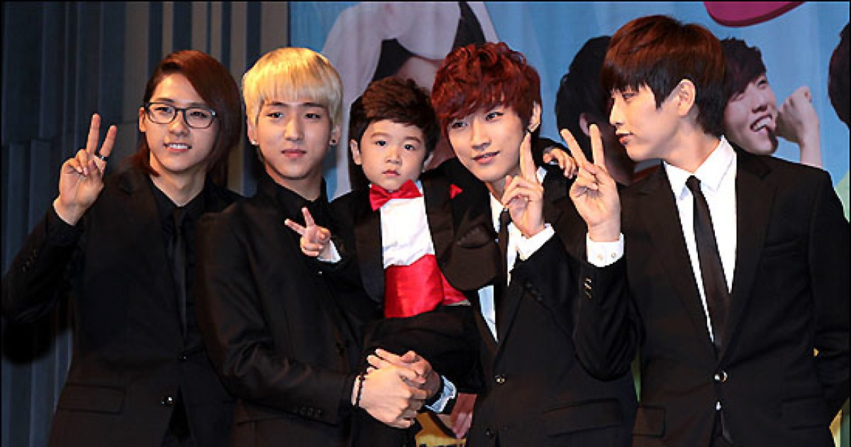 [포토]'헬로베이비' B1A4, 초보아빠들 '마냥 신나~'