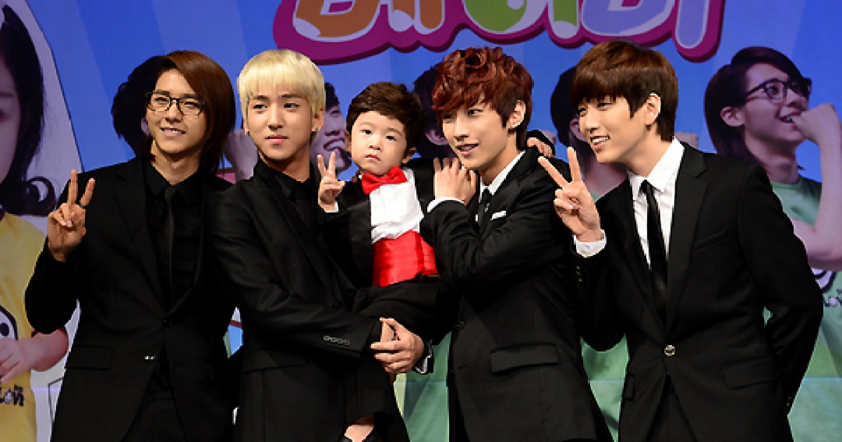 [TD포토] '지방돌' B1A4 '멋쟁이 아기아빠'