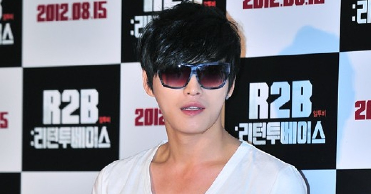 JYJ 김재중 효과, 日 쇼핑몰 팔찌 품절 걸치면 완판 '제대로 품절남'