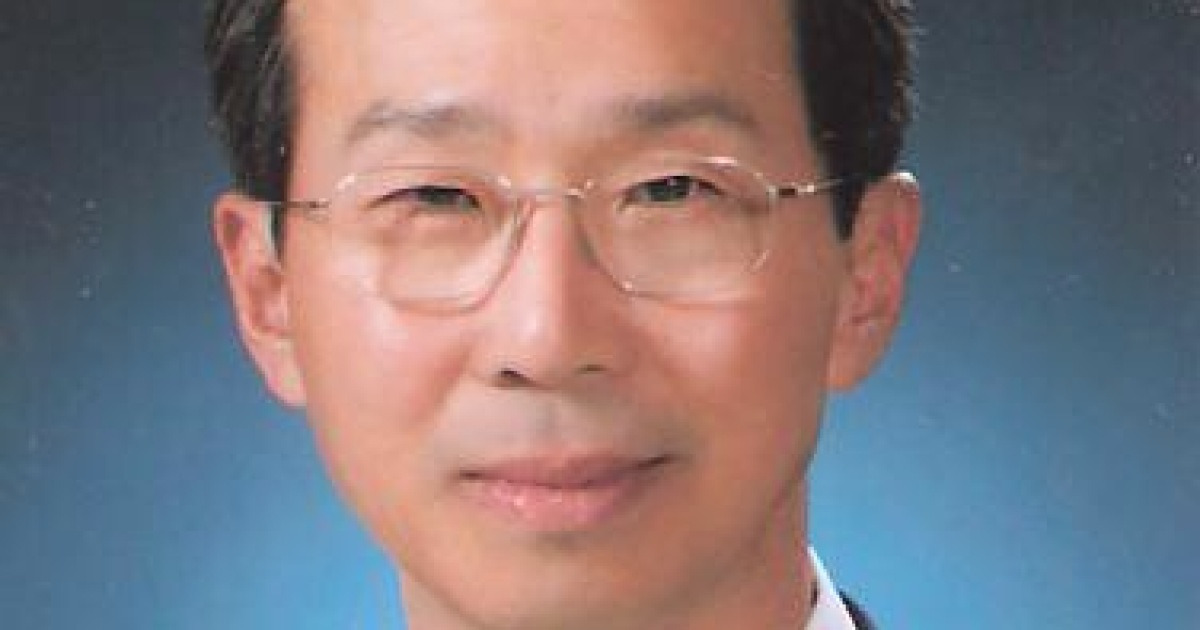 Hanjoong takes on law suits with specialist touch