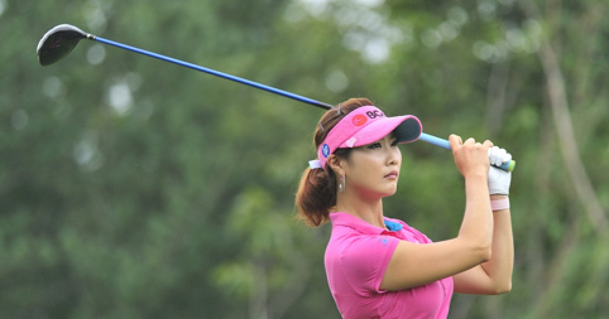 [골프한국포토] KLPGA 넵스 1R 김하늘, 배경은의 사진 컬렉션