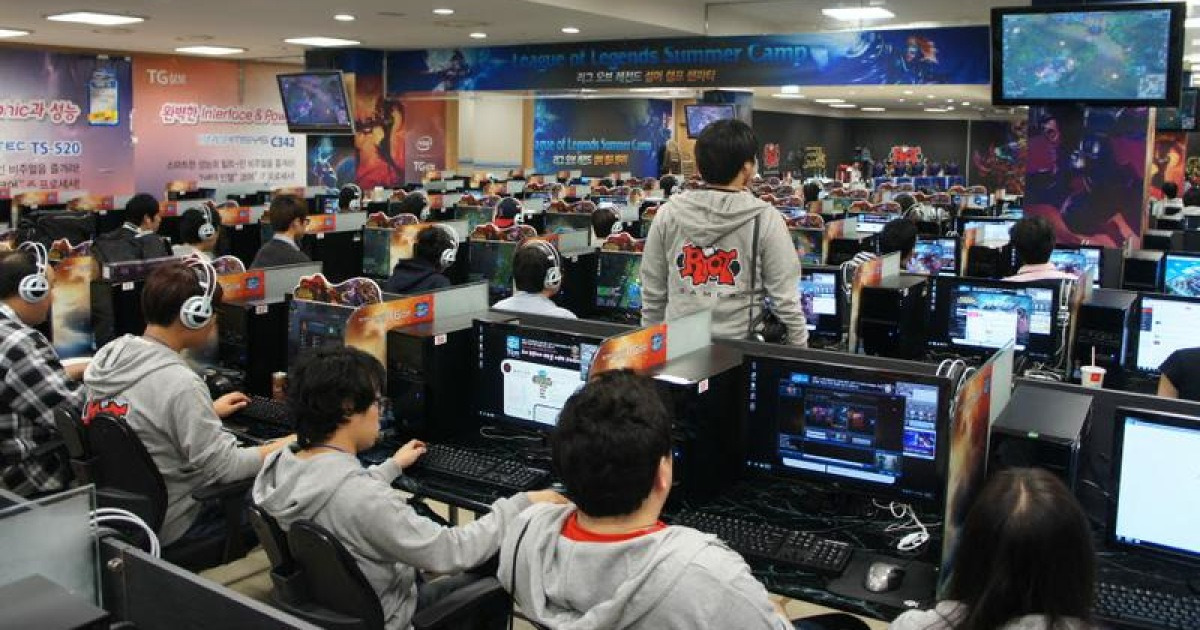 LOL VIP 게이머 모두 모여라! 'LOL 섬머캠프 랜파티' 성황리 개최