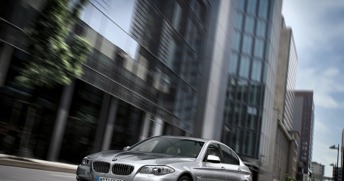 첨단 안정 장치의 볼보 S80, 부족한 것이 없는 BMW 520d와 비교해보니