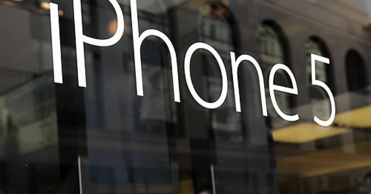 USA APPLE IPHONE 5 LAUNCH
