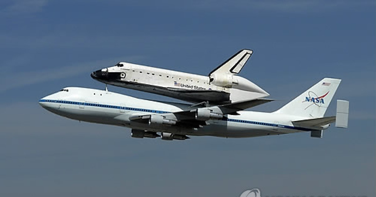 USA NASA SPACE SHUTTLE ENDEAVOUR