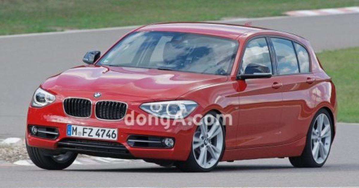 22.2km/L.. BMW 내달 출시 해치백, 지하주차장에?