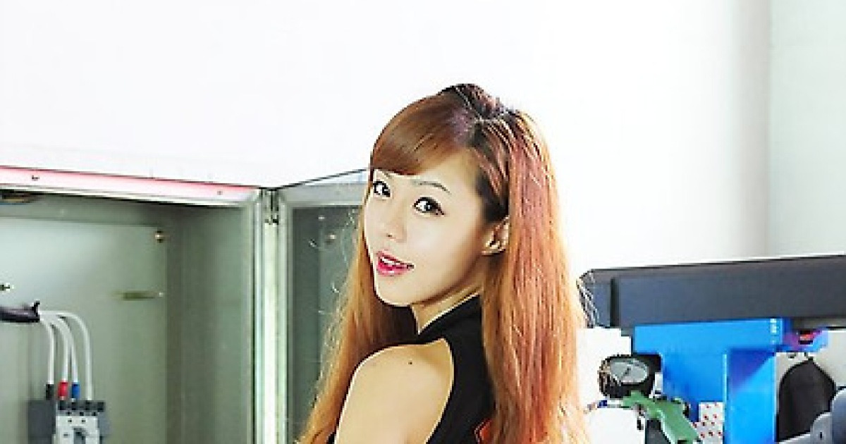 [포토] 레이싱걸 서진아 숨막히는 뒤태
