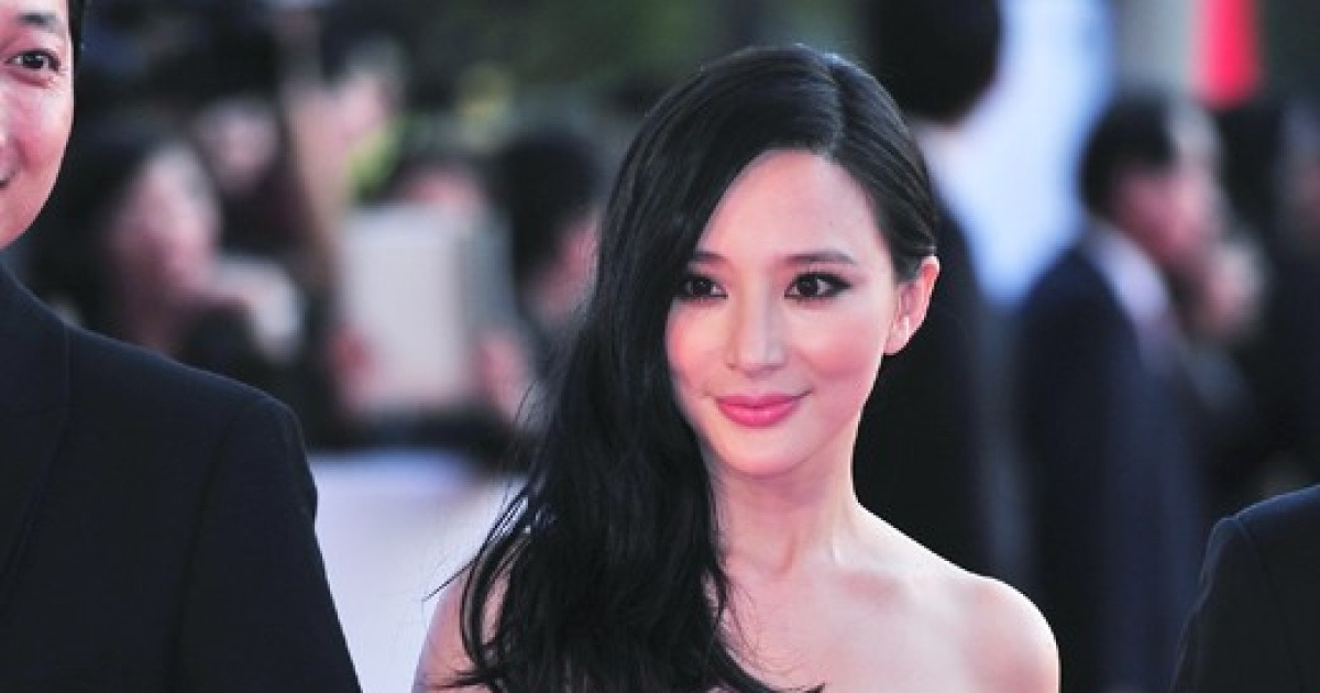 [T포토 l 안젤라 베이비] "성형미인이 왔어요~"(BIFF 17th)