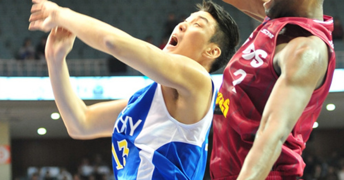 [KBL] LG 벤슨, 성난 황소처럼 덩크슛 작렬!