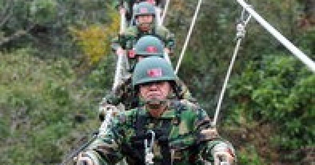 최신원 SKC·SK텔레시스 회장 "해병대 정신으로 임직원 단결"