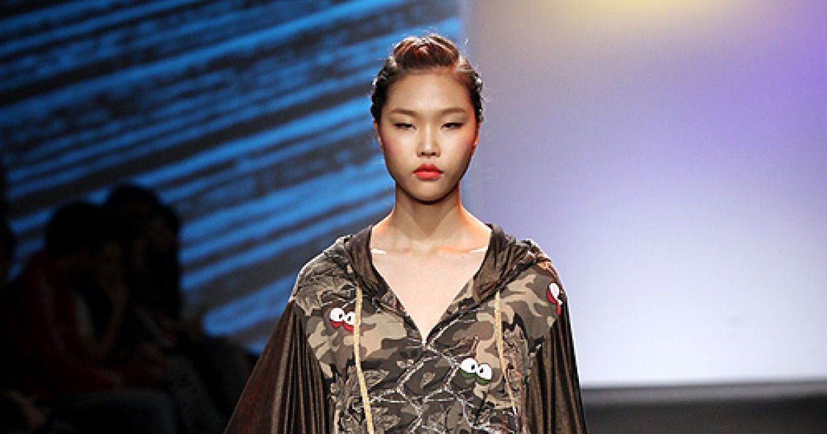 [bnt포토] 이국적 화려함을 선보이는 이도이 2013 S/S 컬렉션