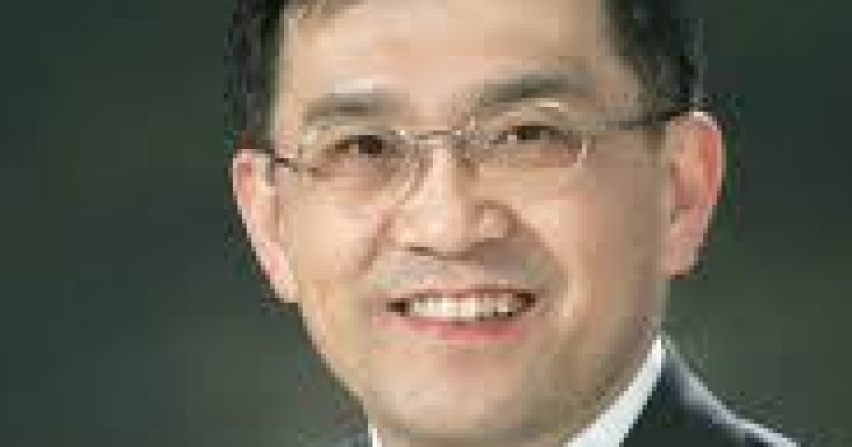 Samsung CEO stresses future competitiveness