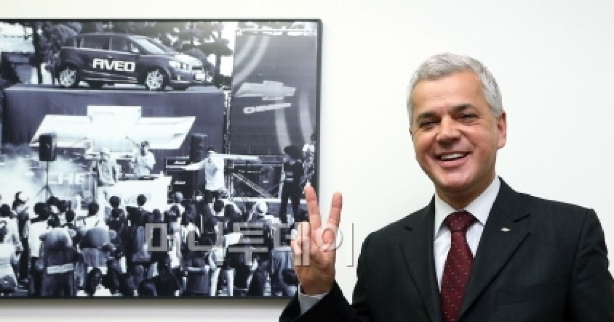 브라질 빈민가 소년, 한국 GM CEO로 "그들도 나처럼.."