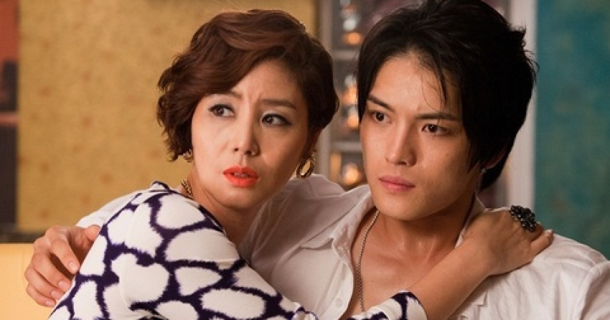 김재중 화끈 키스신-김아중 은밀 PS..'추운 겨울 핫하게'