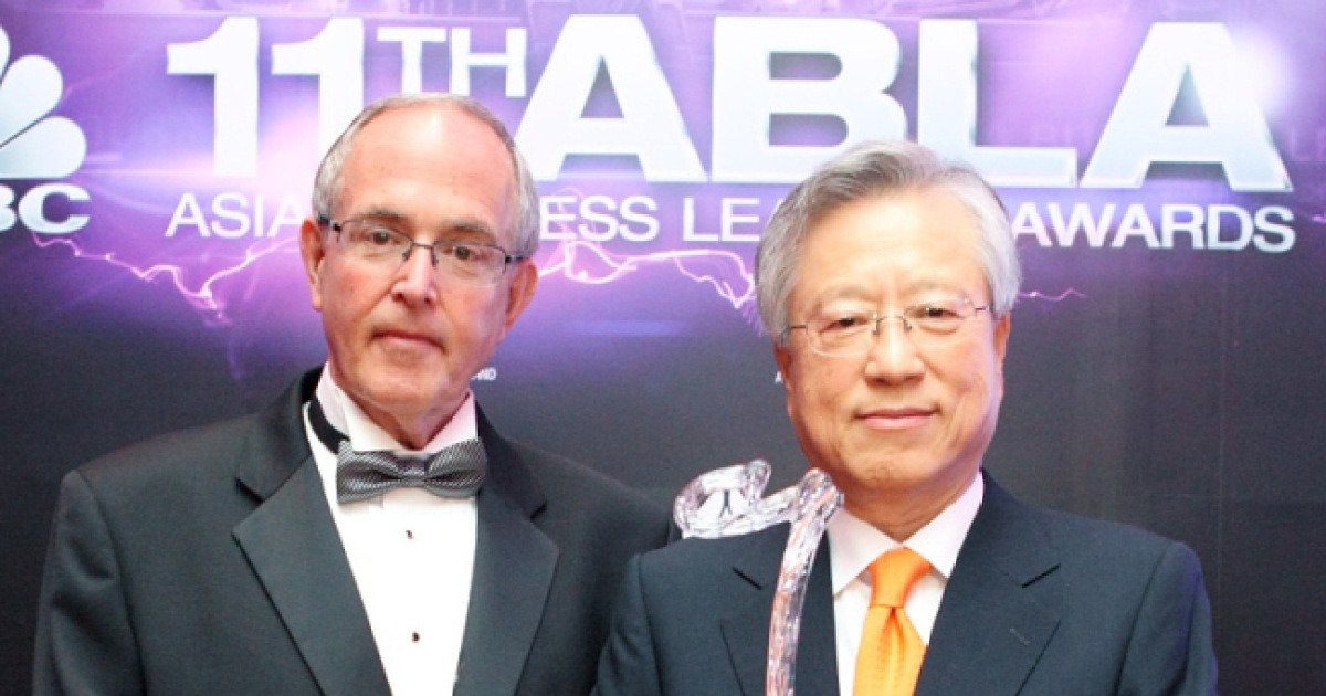 KT chairman wins Asia business leaders award