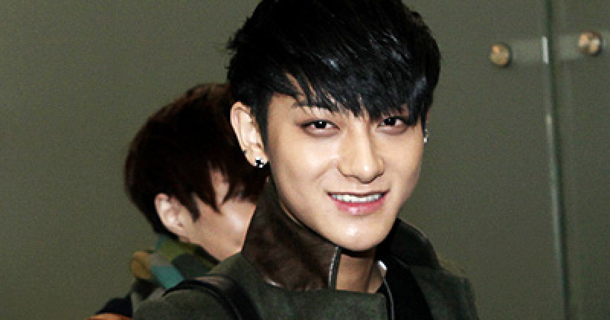 [bnt포토] EXO-M 타오 '저희도 싱가포르 다녀오겠습니다~'