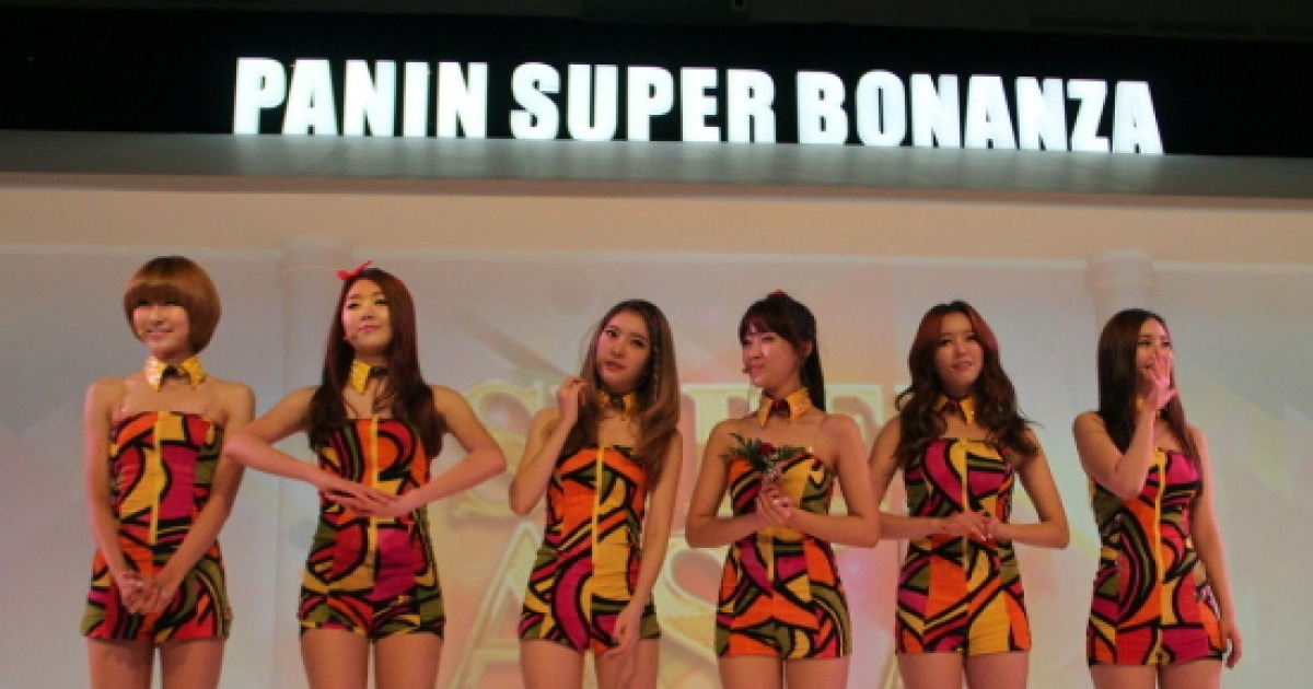 달샤벳, 데뷔 후 첫 해외 쇼케이스 '인도네시아 2천 팬 열광'