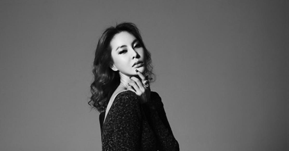 [bnt화보] 모델 겸 DJ 박윤정, 블랙 섹시 카리스마