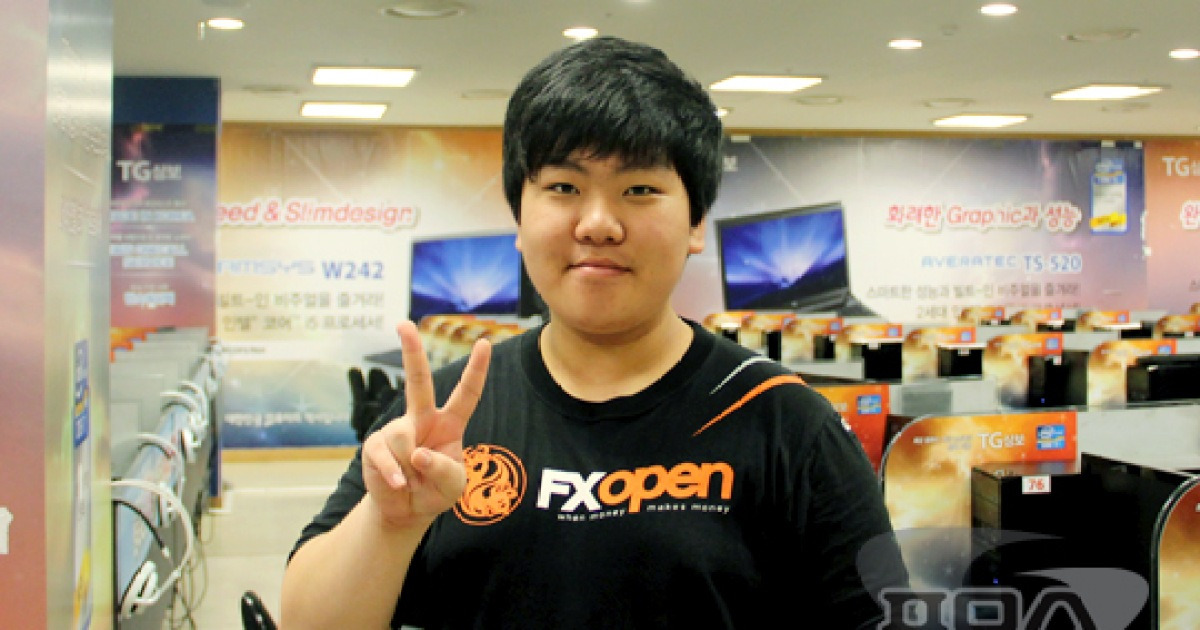 이동녕, 조 1위로 2012 GSL 블리자드컵 4강 진출!