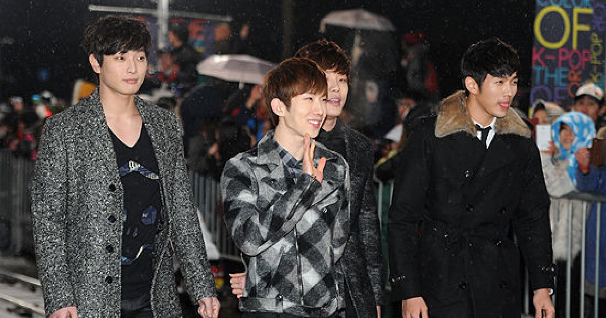 [포토] 2AM, '환한 표정으로 레드카펫 입장' (SBS 가요대전)