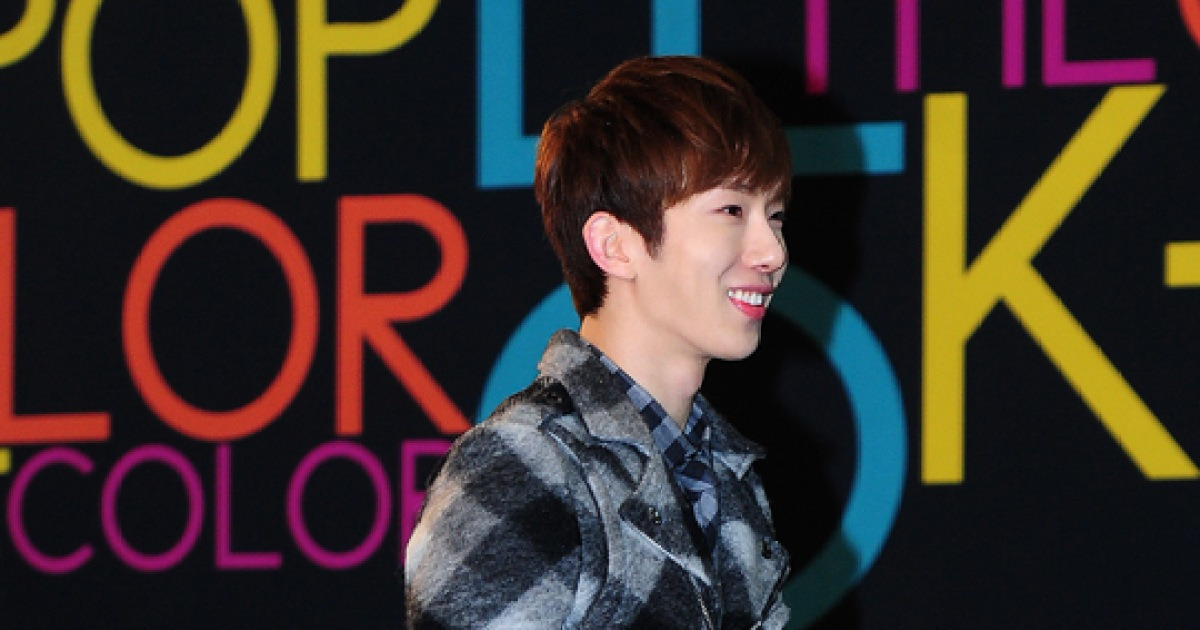 [TD포토] 2AM 조권 '행복가득한 웃음 보이며~' (SBS 가요대전)