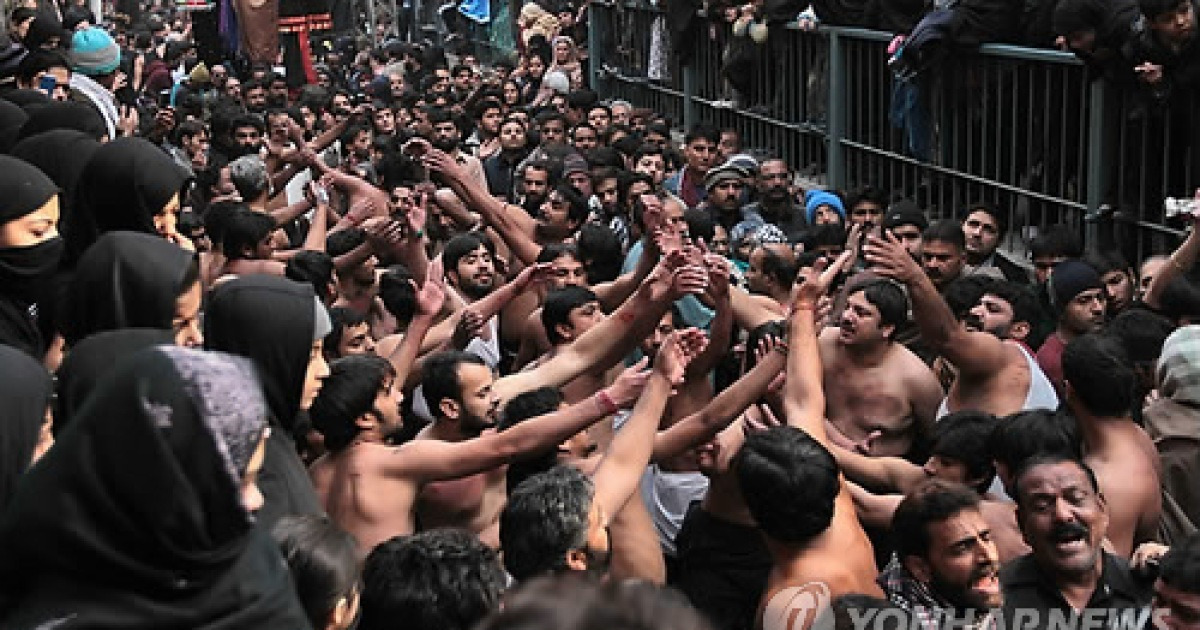 PAKISTAN BELIEF CHEHLUM IMAM HUSSEIN