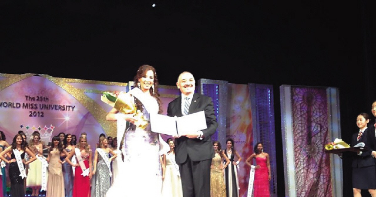 Envoys promote peace in international beauty pageant