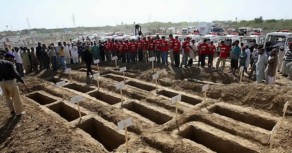 PAKISTAN FACTORY FIRE UNIDENTIFIED VICTIMS BURIAL